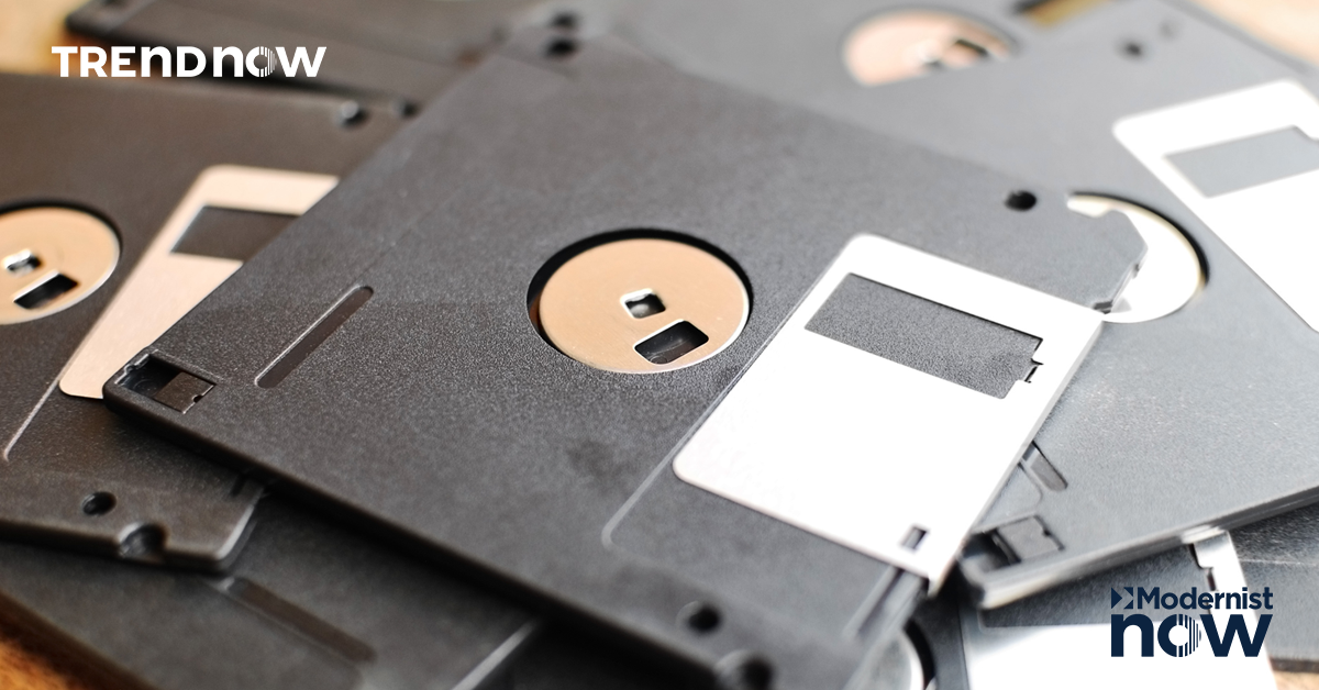 ใครเป็นผู้ที่ตัด Floppy Disk และ CD/DVD ออกจากคอมพิวเตอร์ : THE MODERNIST